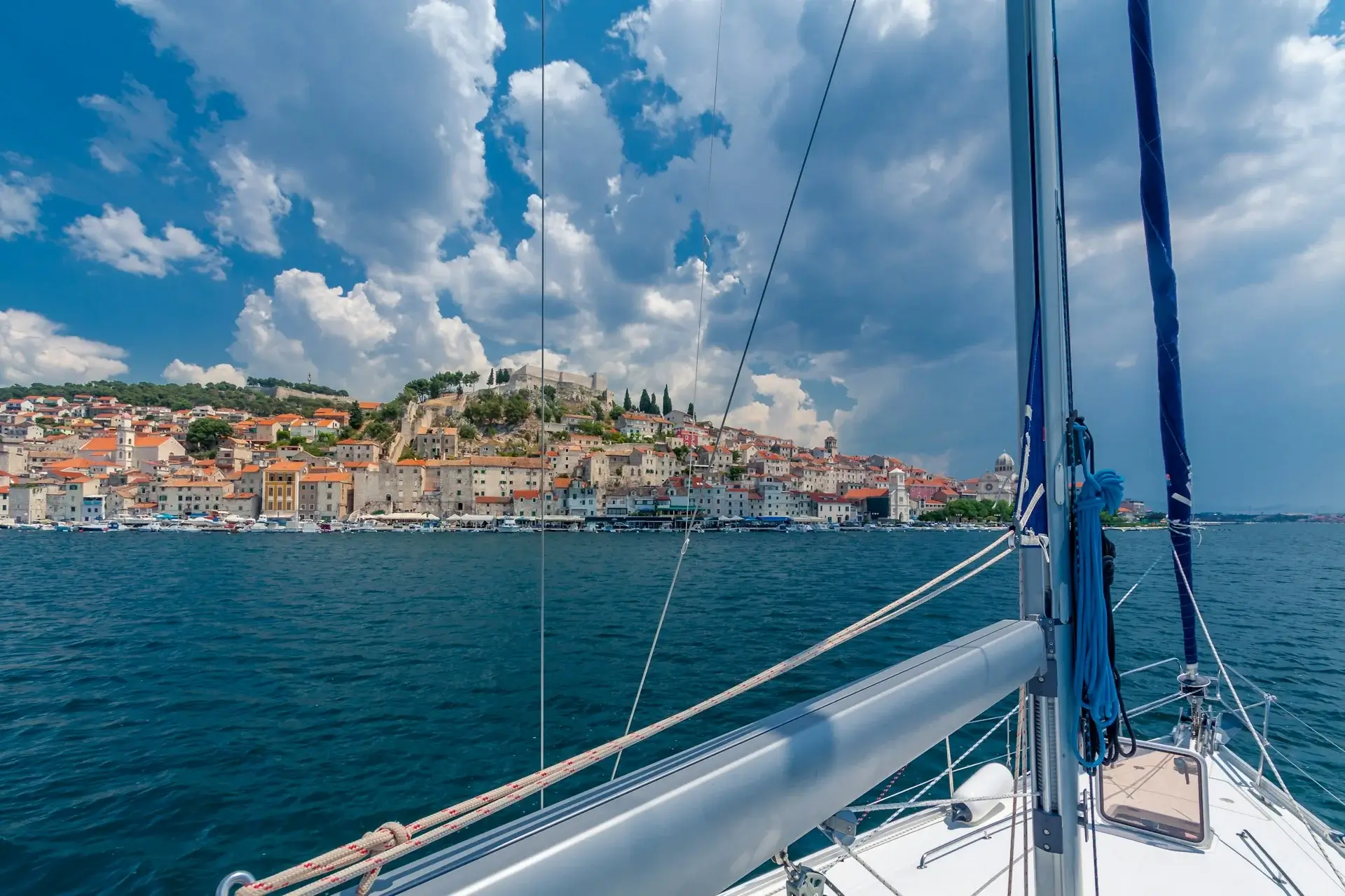 Party Boat Split: The Ultimate Fun and Adventure Experience ...